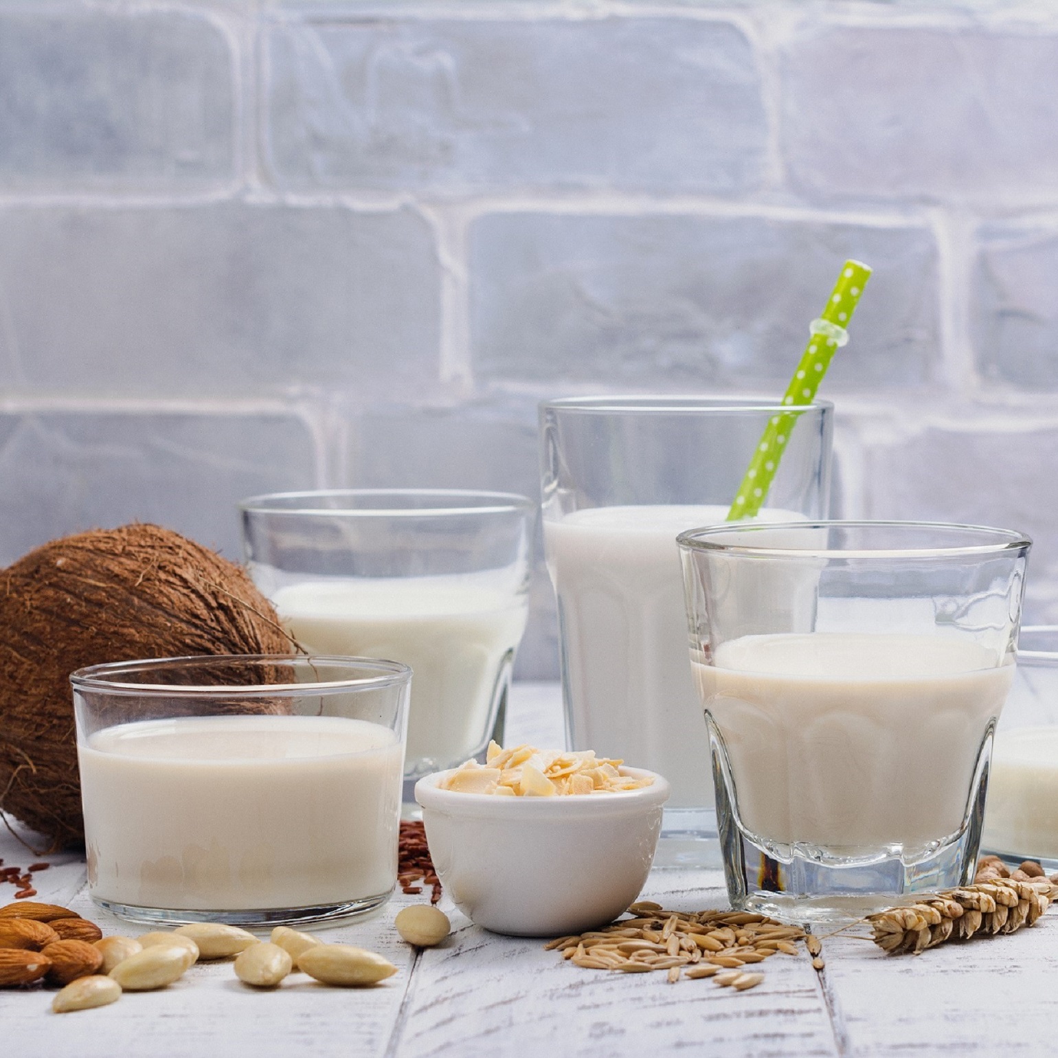 Nutritional differences between milk and plant-based drinks